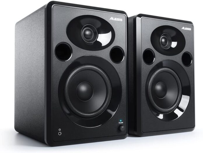 5 Best Powered Speakers For Keyboard - Eric Sardinas