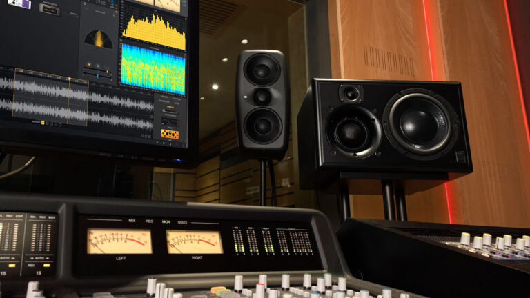 Top 5 Best Studio Monitors For Guitar - Eric Sardinas